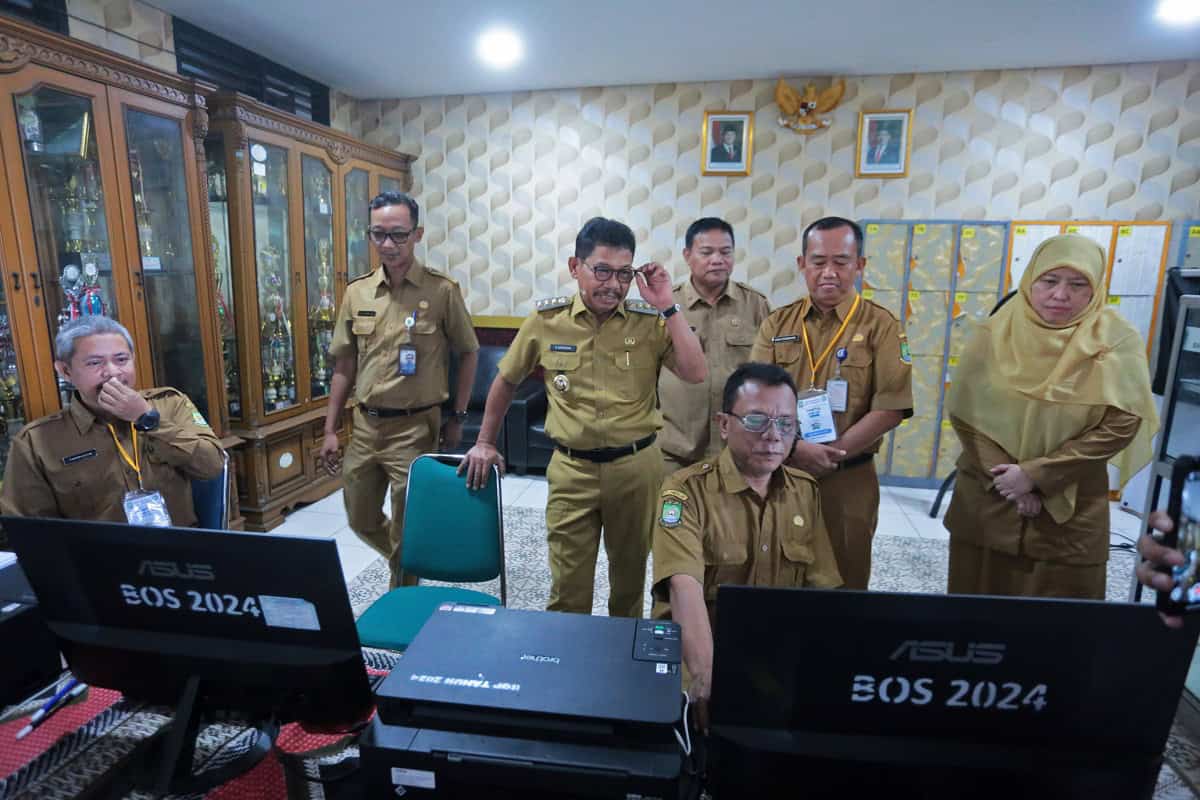 SPMB SMP 2025 Jalur Domisili Masuk Hari Kedua, Pemkot Tangerang Jamin ...